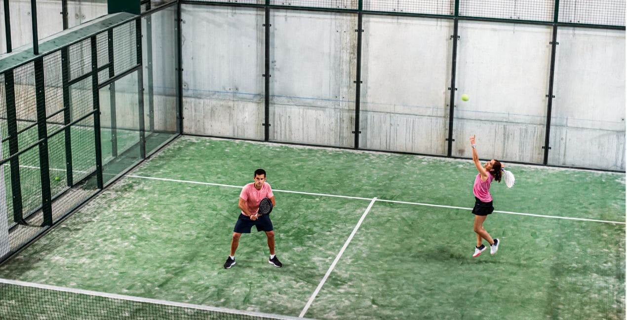 Padel vs Tennis: Die Unterschiede und Gemeinsamkeiten